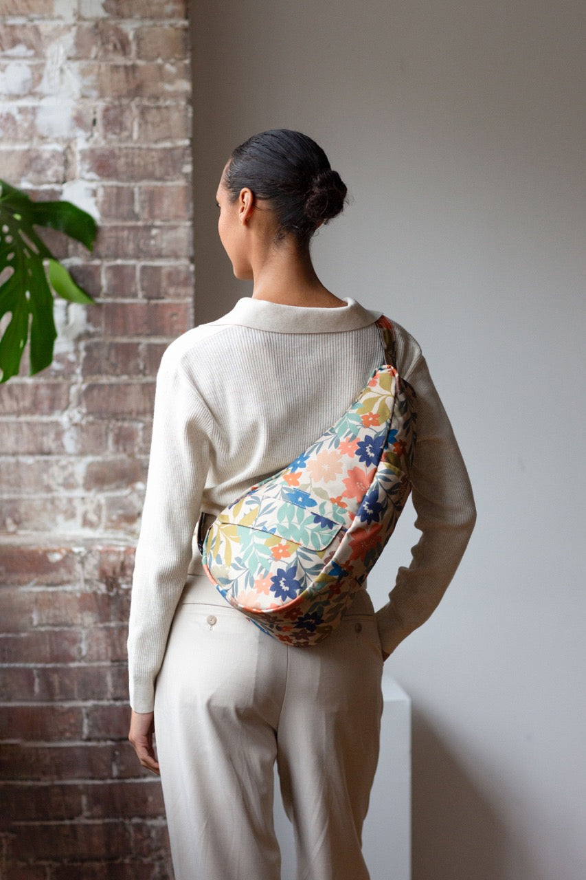 Sling Bags that move with you - 3.5 litre capacity – The Healthy Back Bag
